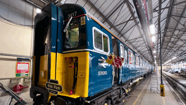 Southern Electric Traction Group restores historic commuter train No ...